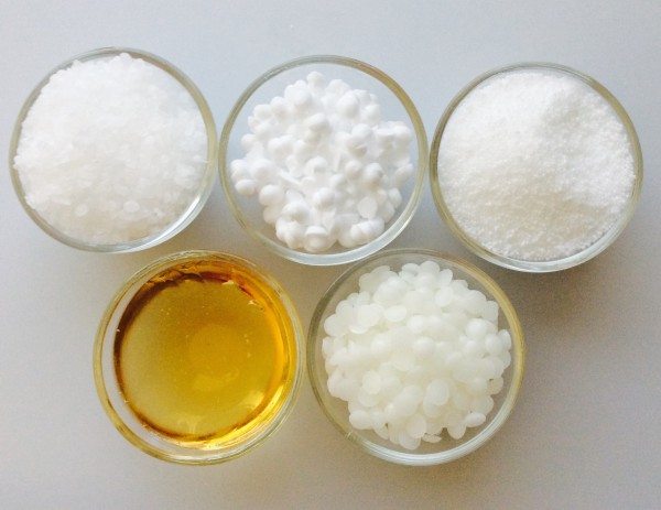 What is an Emulsifier? - Joan Morais Cosmetics School