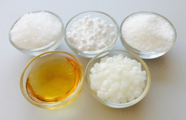 What is an Emulsifier? - Joan Morais Cosmetics School